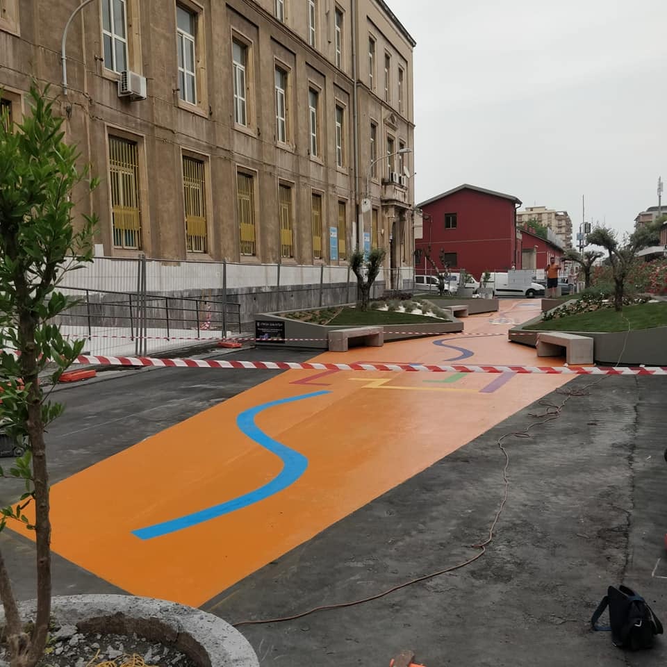 Catania, inaugurazione della prima "Strada Scolastica" : Antenna Uno ...
